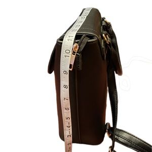 Deluxity | Bags | Deluxity Los Angelas Black Leather Backpack | Poshmark